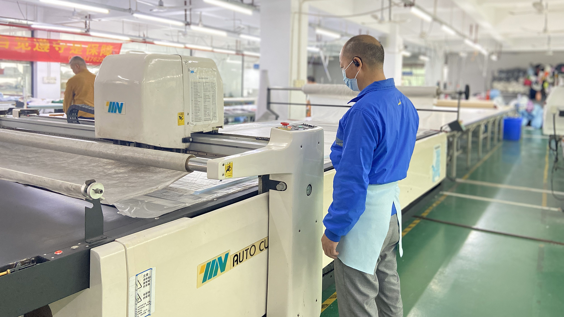 The Fusion of Tradition and Technology: Modern Garment Manufacturing ...