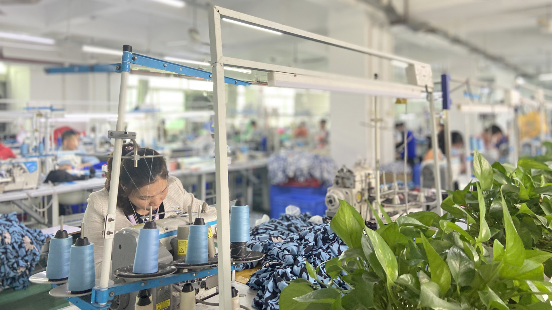 Mastering the Craft of Fashion Design: A Deep Dive into Global Clothing ...