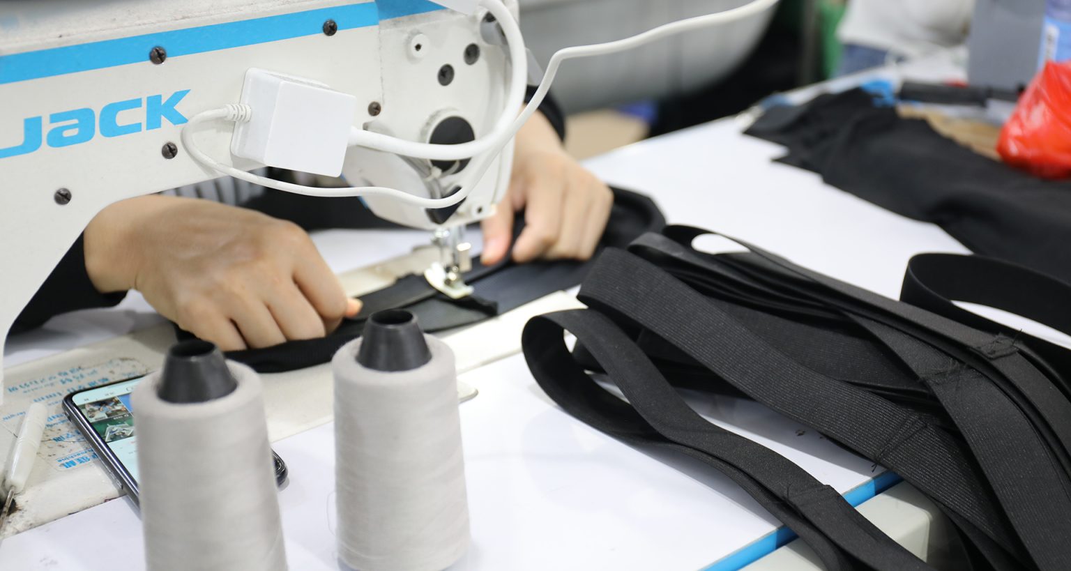 Clothing Manufacturers’ Guide to Garment Construction: From Design to ...